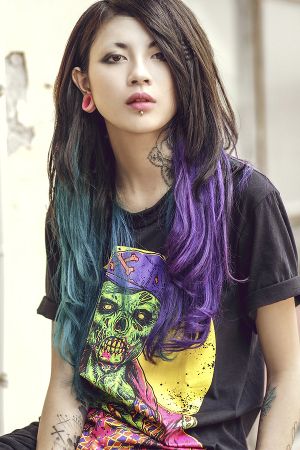 Hot girl Lee Zin lộ clip khỏa thân cùng bộ ảnh hình xăm vúng kín siêu chất