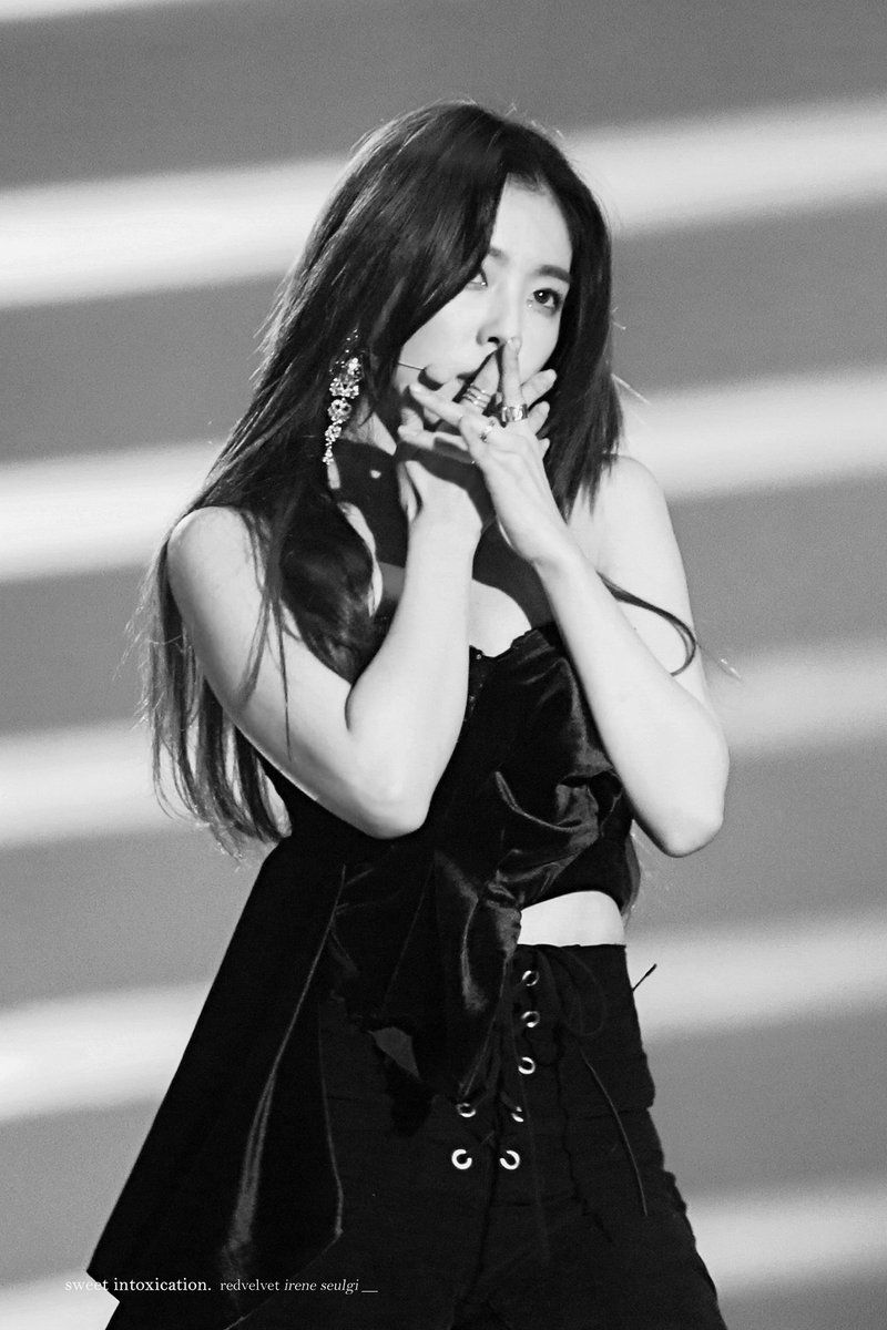 Lộ Clip Streamer Irene thay đồ với bộ ngực siêu khủng lộ bím cực múp